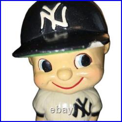 » Vintage New York Yankees Square Color Base Baseball Nodder Bobblehead ...